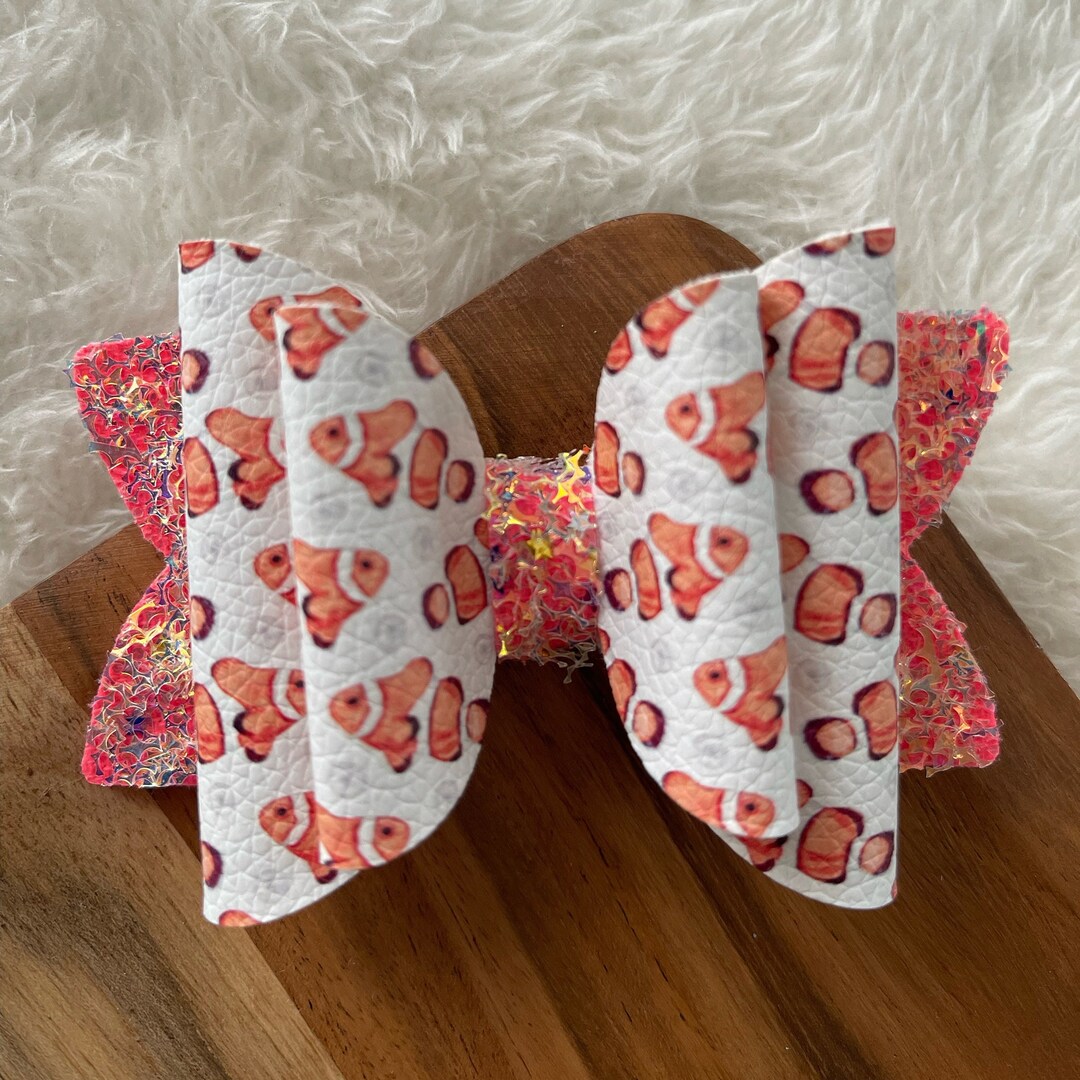 Clown Fish Bow Hair Bow - Fun and Colorful Fish-themed Hair Accessory ...