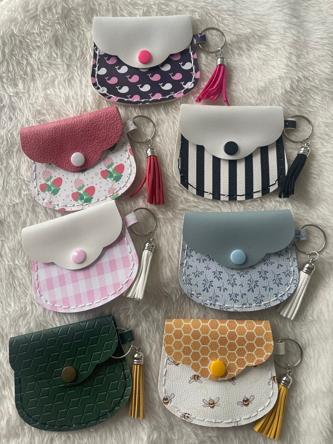 Keychain Wallets - Compact, Stylish Small Carry Wallets in Various ...