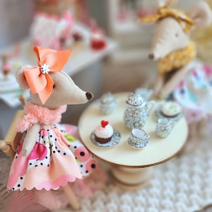 Maileg Sized Porcelain Tea Set...white Black Polka-dot Flowers ...