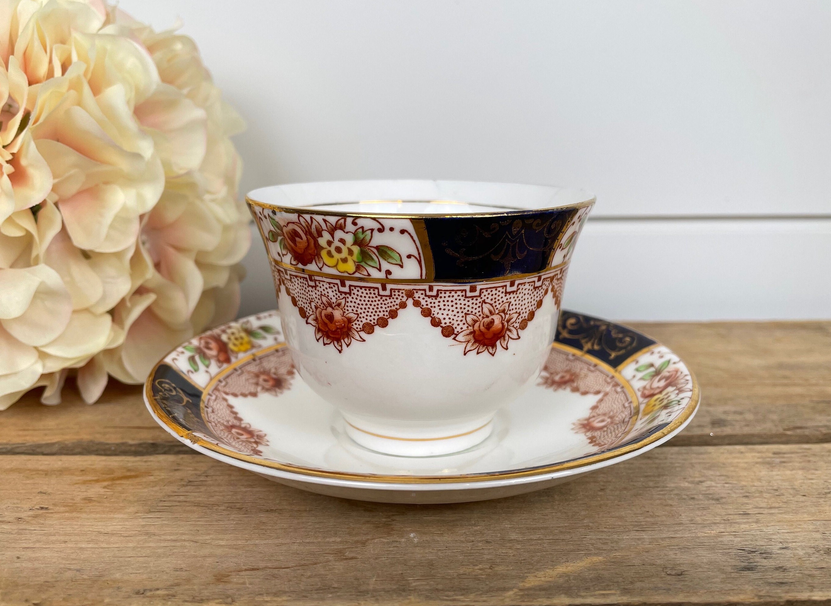 Vintage Colclough Tea Cup and Saucer Pattern 6612, Vintage Imari Style ...
