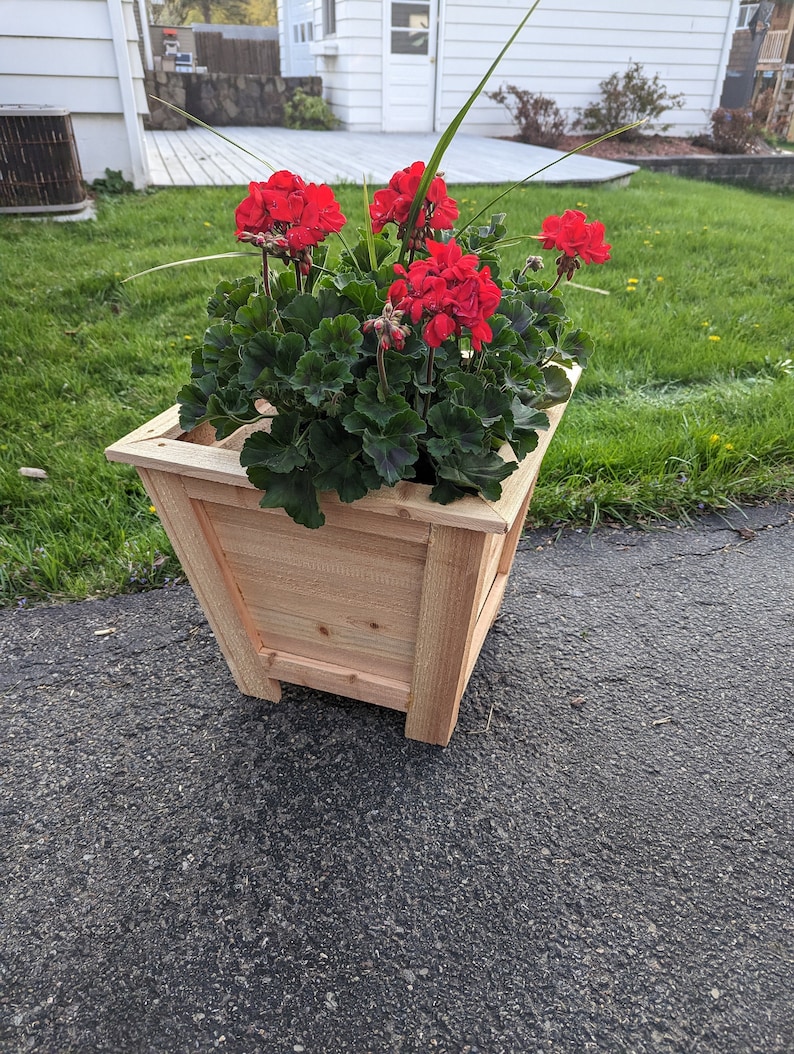Cedar Wood Planter - Etsy