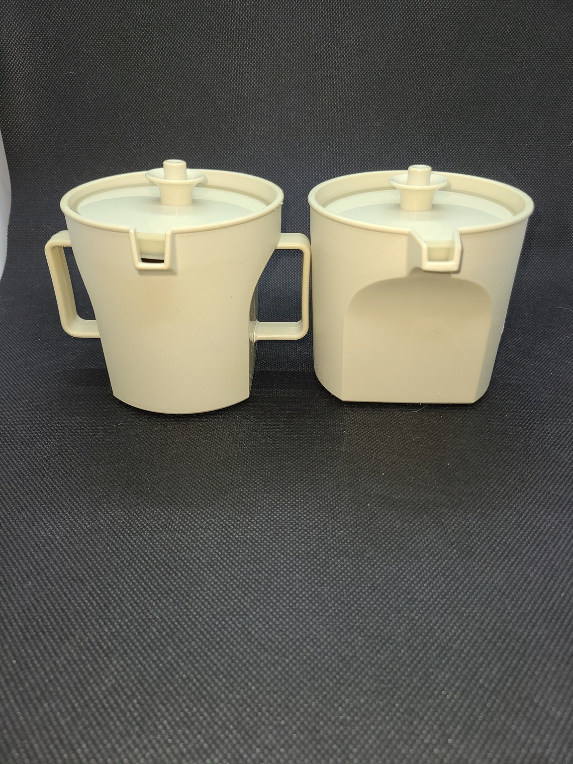 Vintage Tupperware #1415 Creamer, Sugar and Button Seal - Etsy