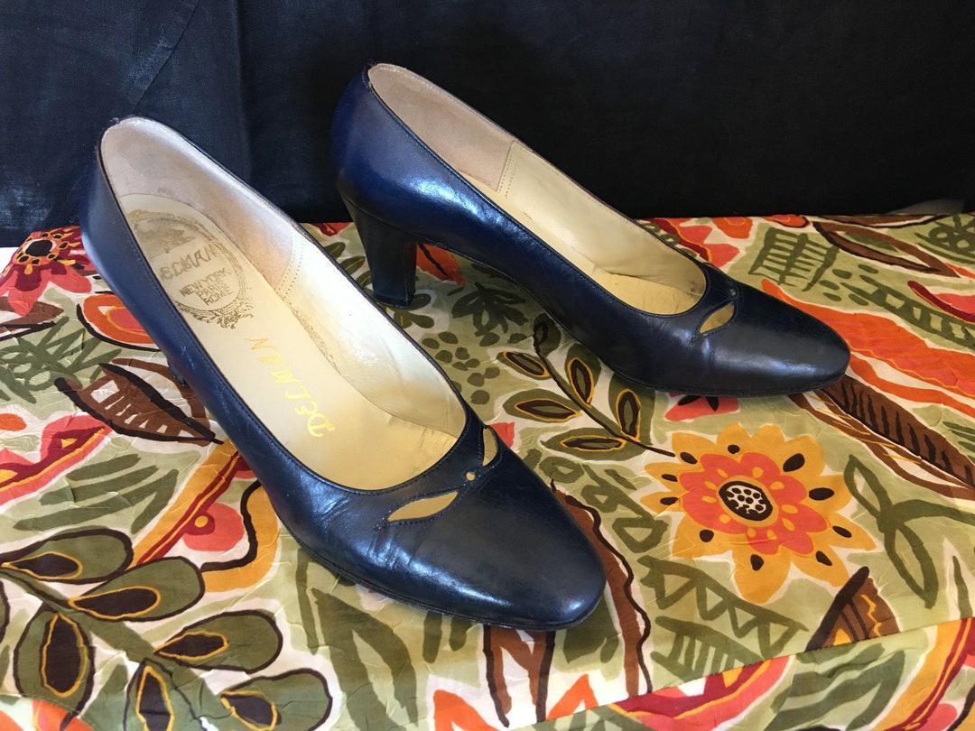 Vintage Delman Navy Pumps, Kidskin Leather, Size 5B, Classic Design in ...