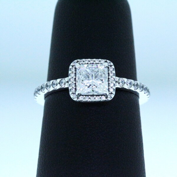 Square Halo Ring - Etsy