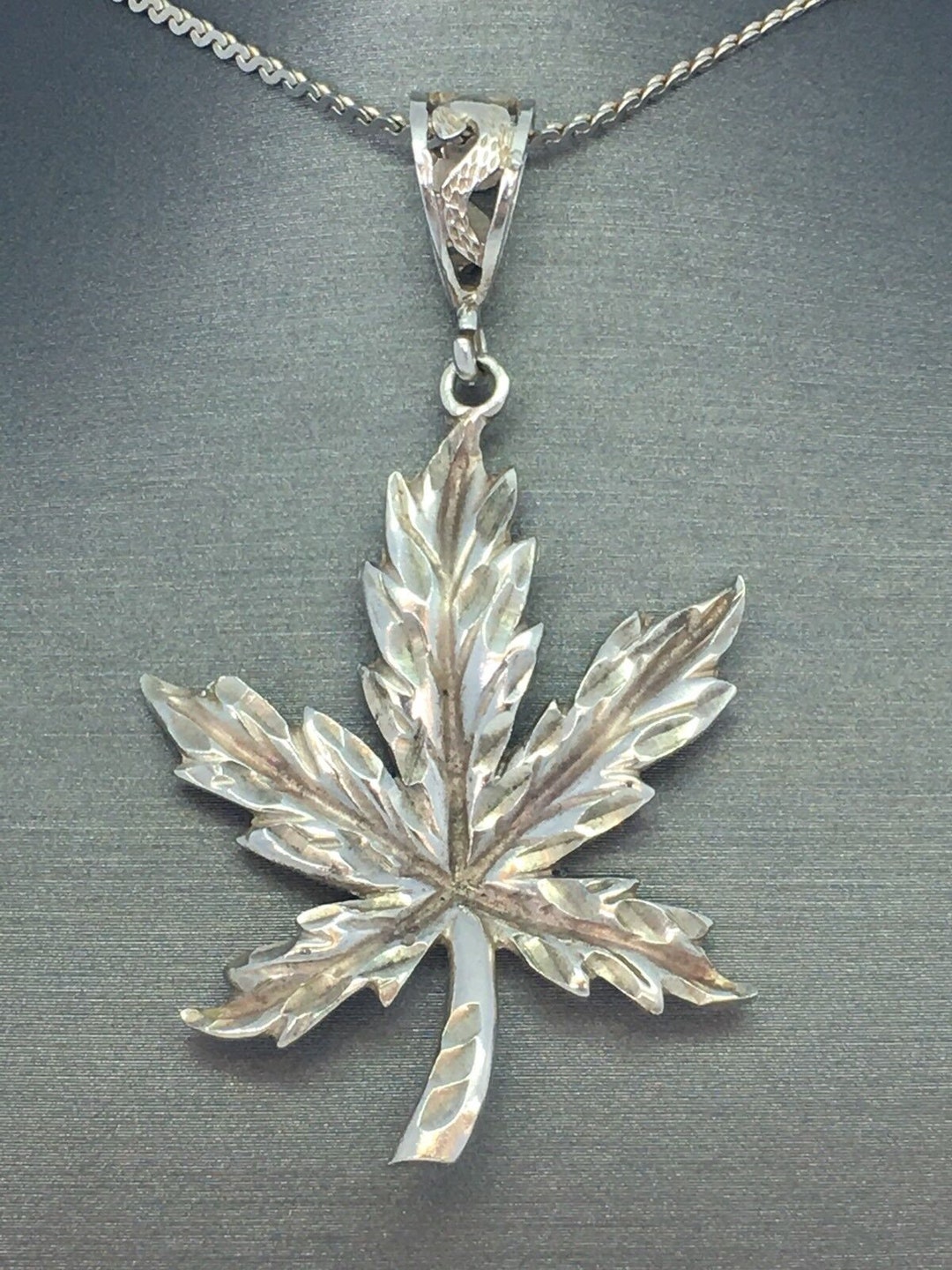 3D Sterling Silver Textured Gorgeous Canadian Maple Leaf Pendant - Etsy