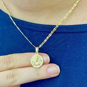 Round Small Jesus Necklace Pendant for Kids Womens Mens/14k Gold Filled ...