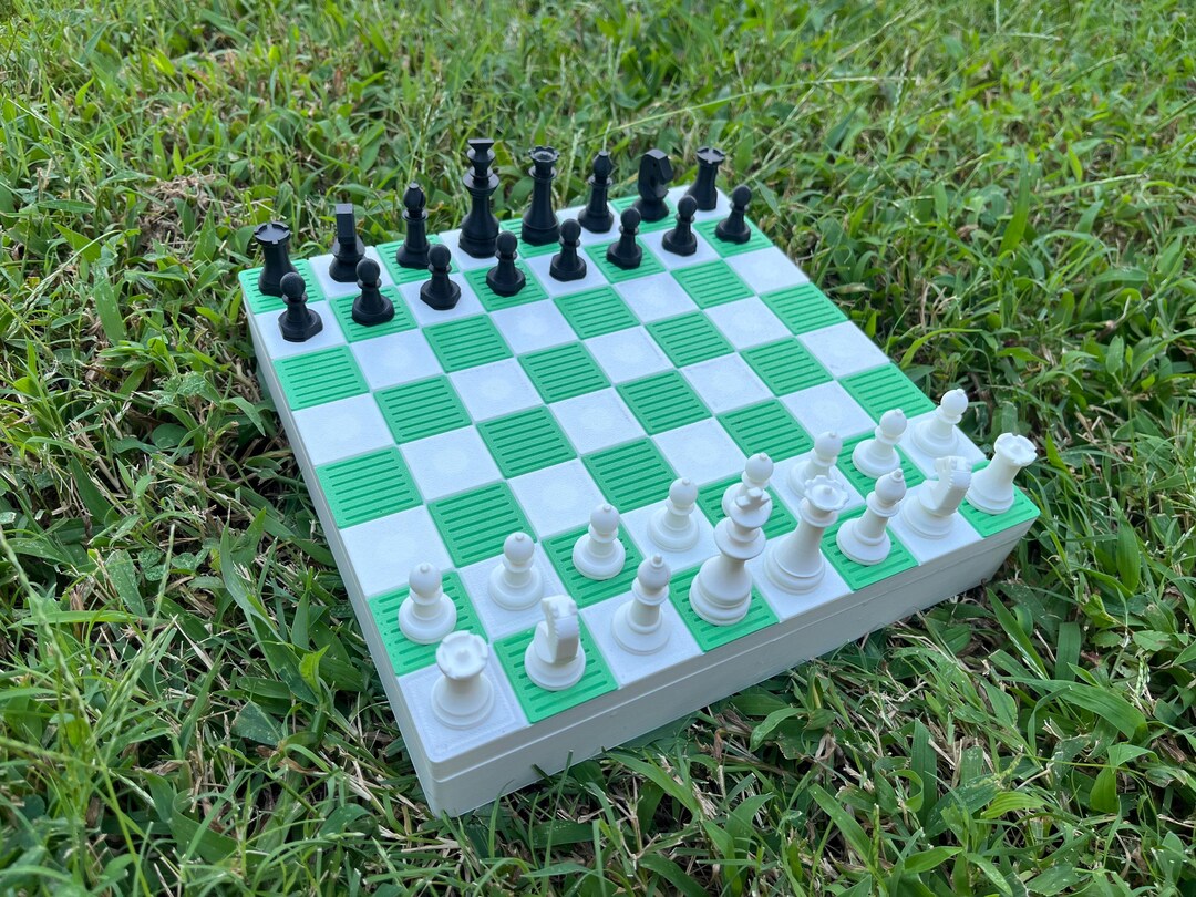 Magnetic Chess Board - Wall Mountable & Tactile - Etsy