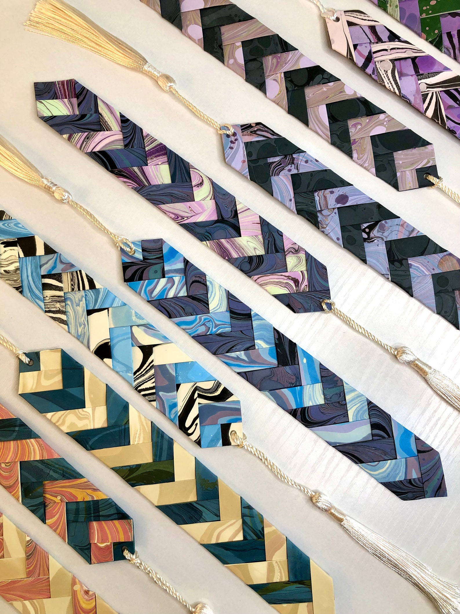 Handmade Woven Marbled Bookmarks: Colorful Paper With Tassel - Set of 3 ...