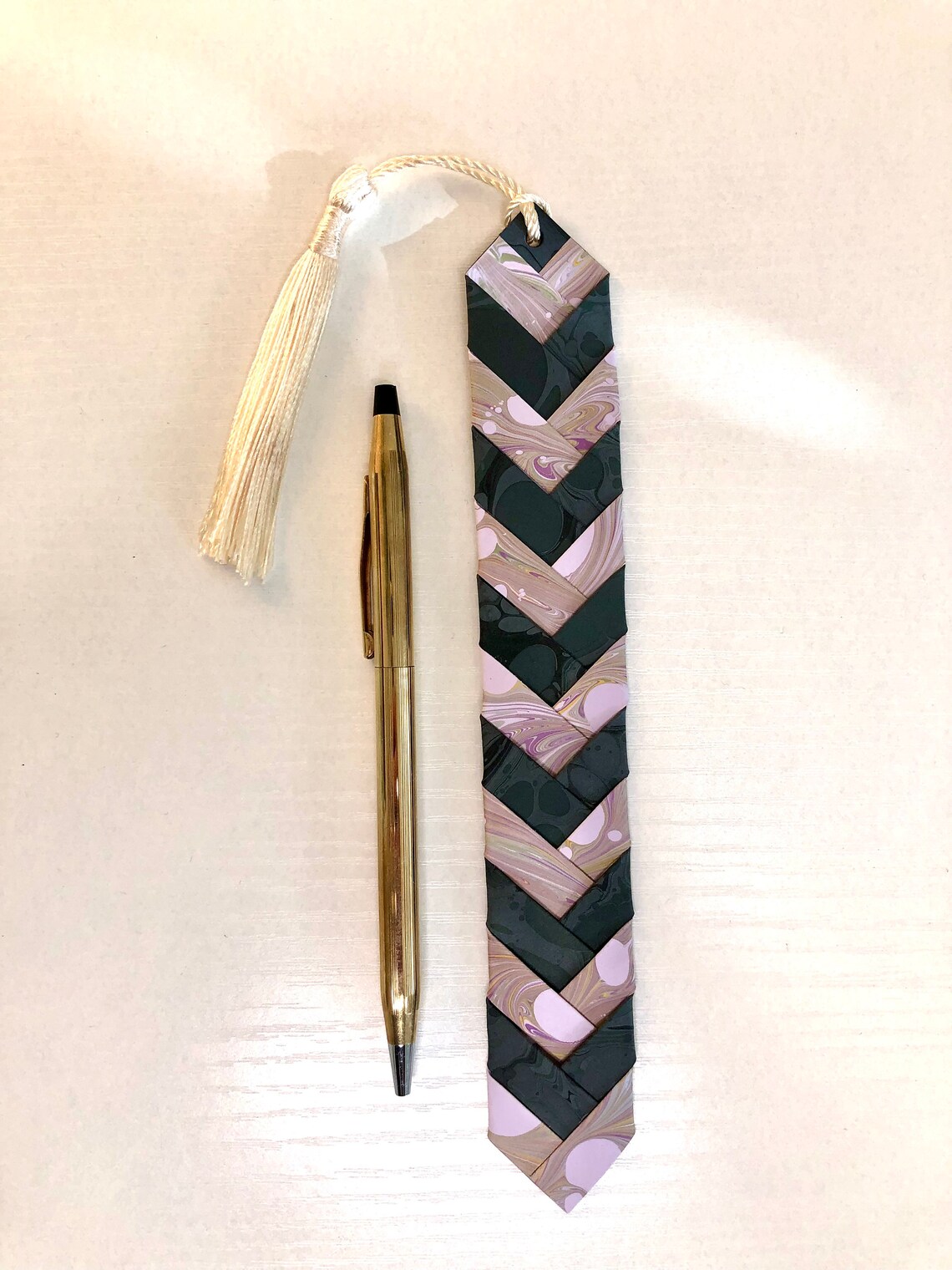Handmade Woven Marbled Bookmarks: Colorful Paper With Tassel - Set of 3 ...