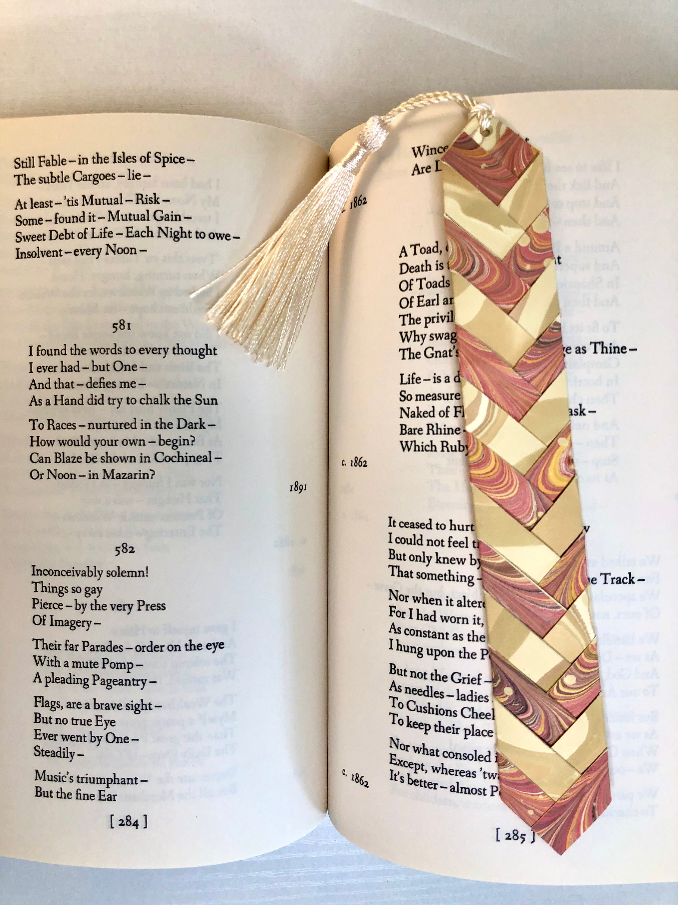 Handmade Woven Marbled Bookmarks: Colorful Paper With Tassel - Set of 3 ...
