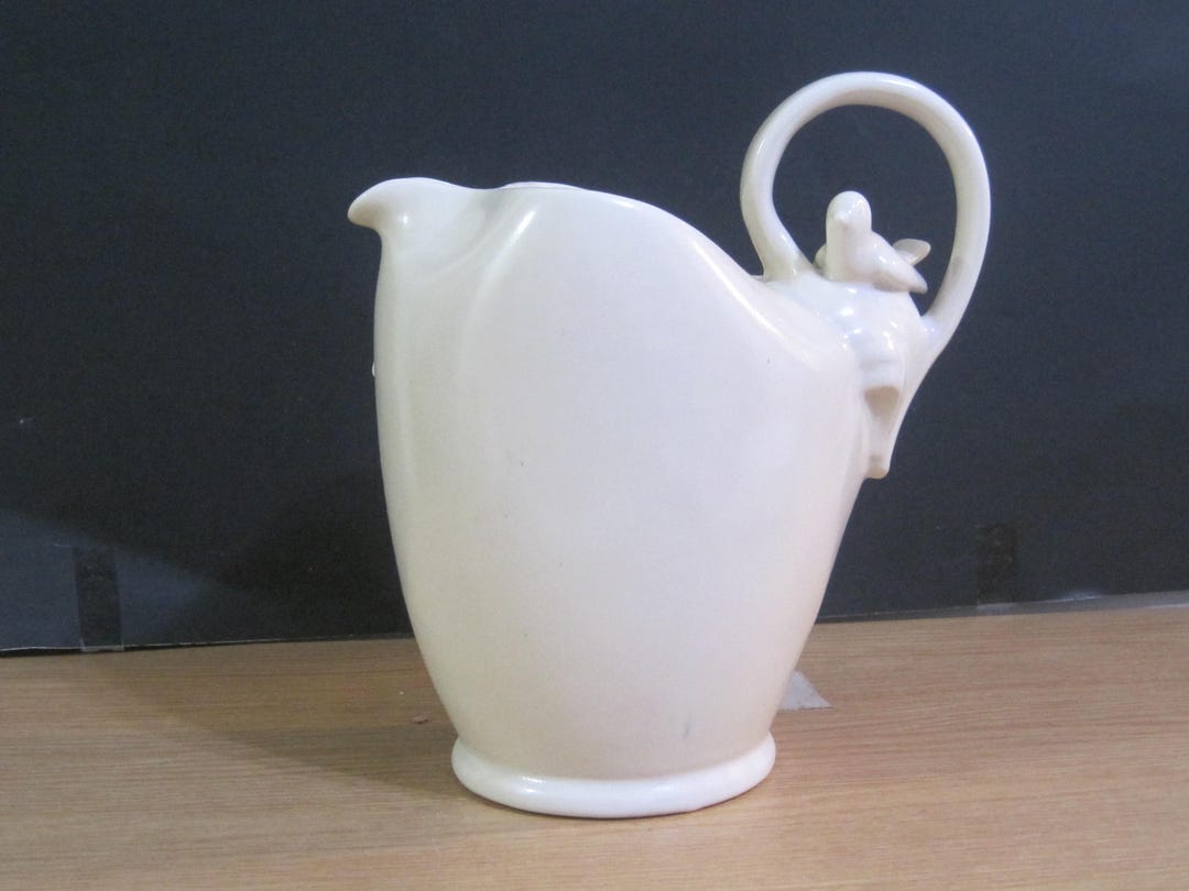 Vintage Pitchers With Bird in Handle Number 842 USA Rare - Etsy