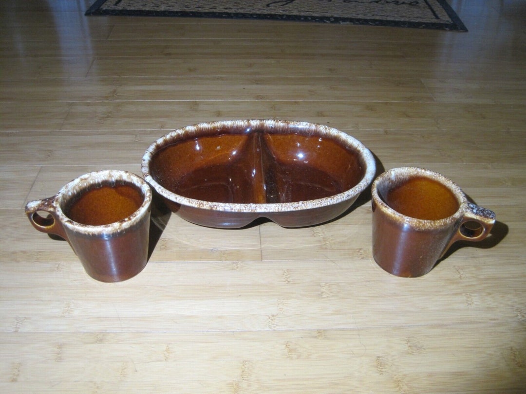 Vintage Hull USA Brown Drip Glaze Divided Serving Dish & 2 Mug Cups ...