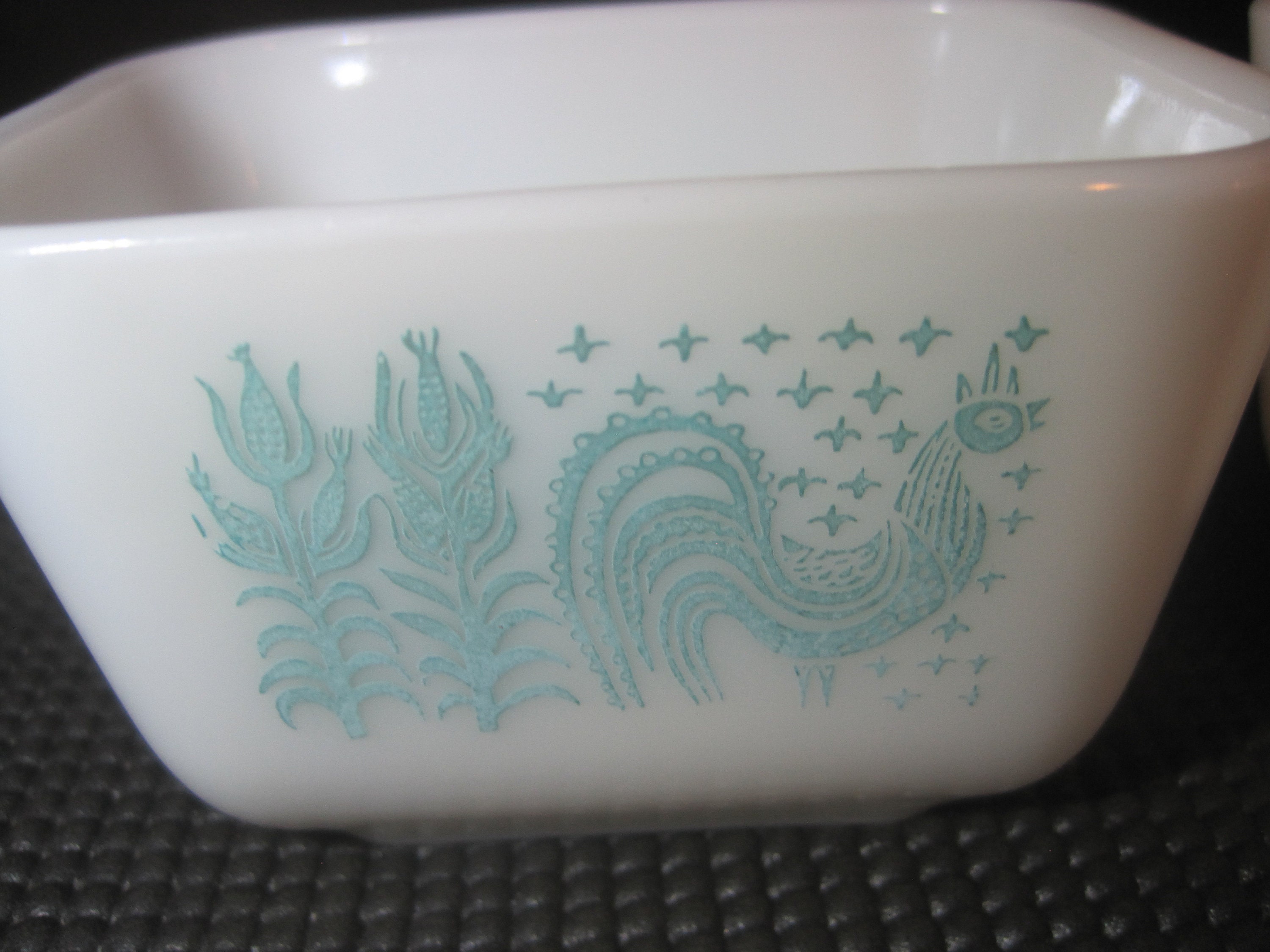2 Pyrex Turquoise Amish Butter Print Rooster 1 1/2 Cup # 501 B ...