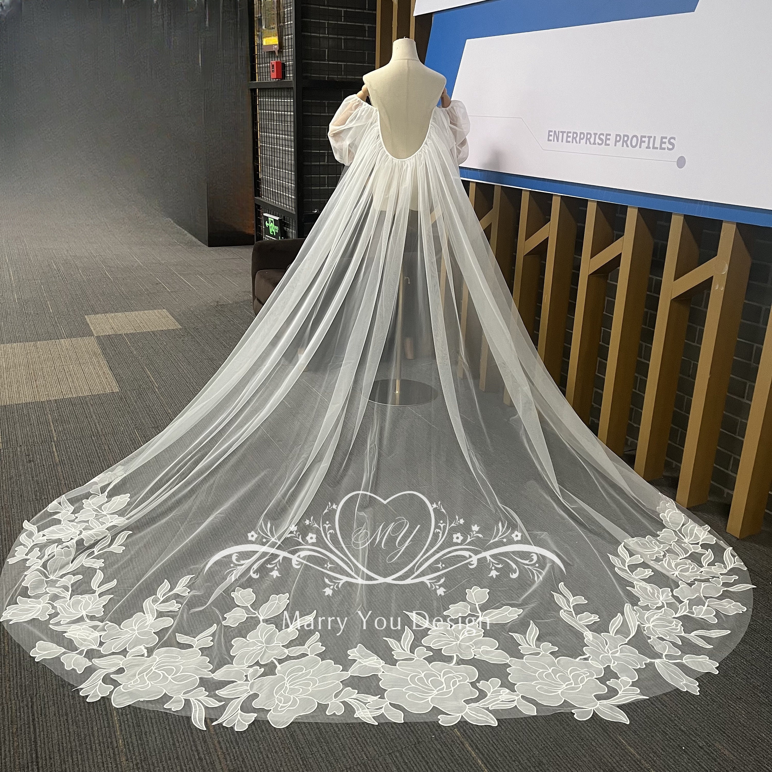 Floral Wedding Cape With Puff Sleeves,backless Bridal Cape Veil With ...