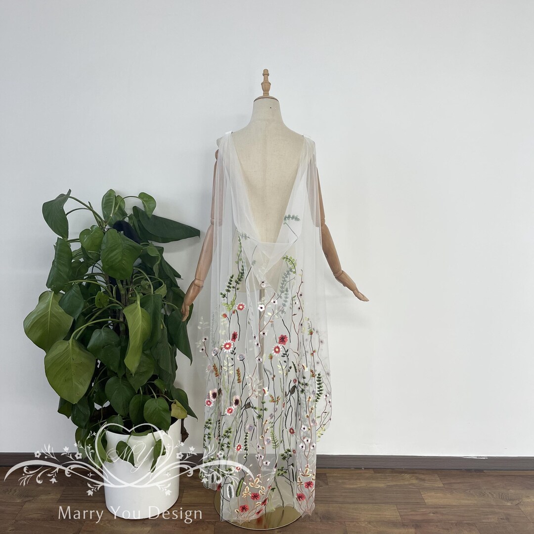 Dreamy Floral Wedding Cape Veil,garden Wild Flower Bridal Cape for ...