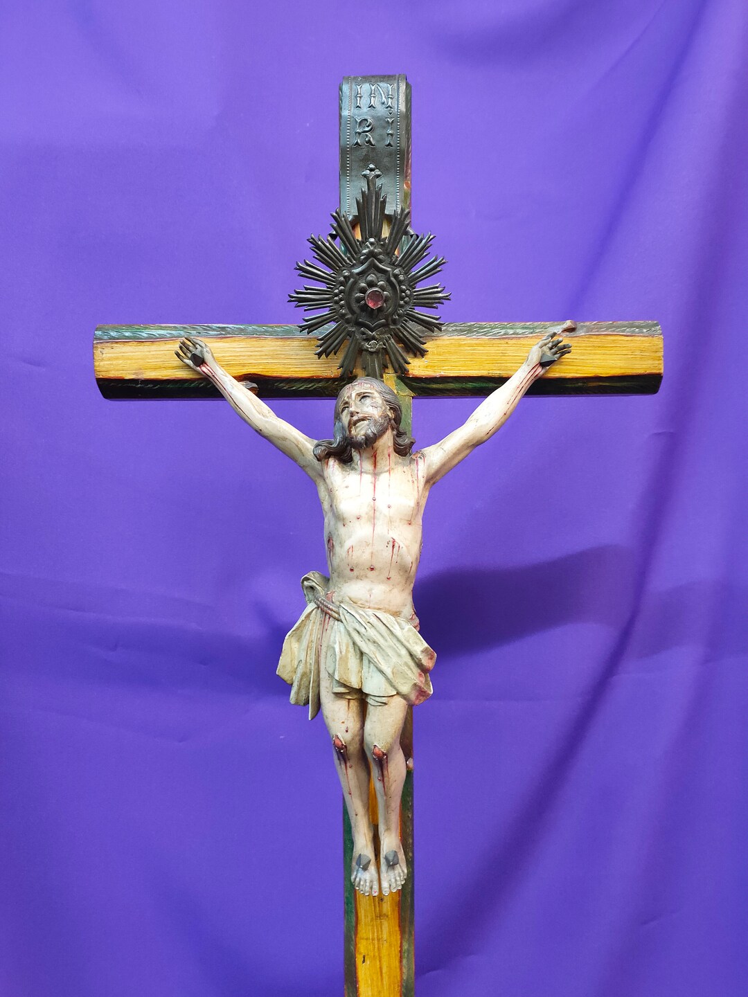 Jesus Christ on the Cross, Wooden Figurine, Drops of Blood, Crystal ...