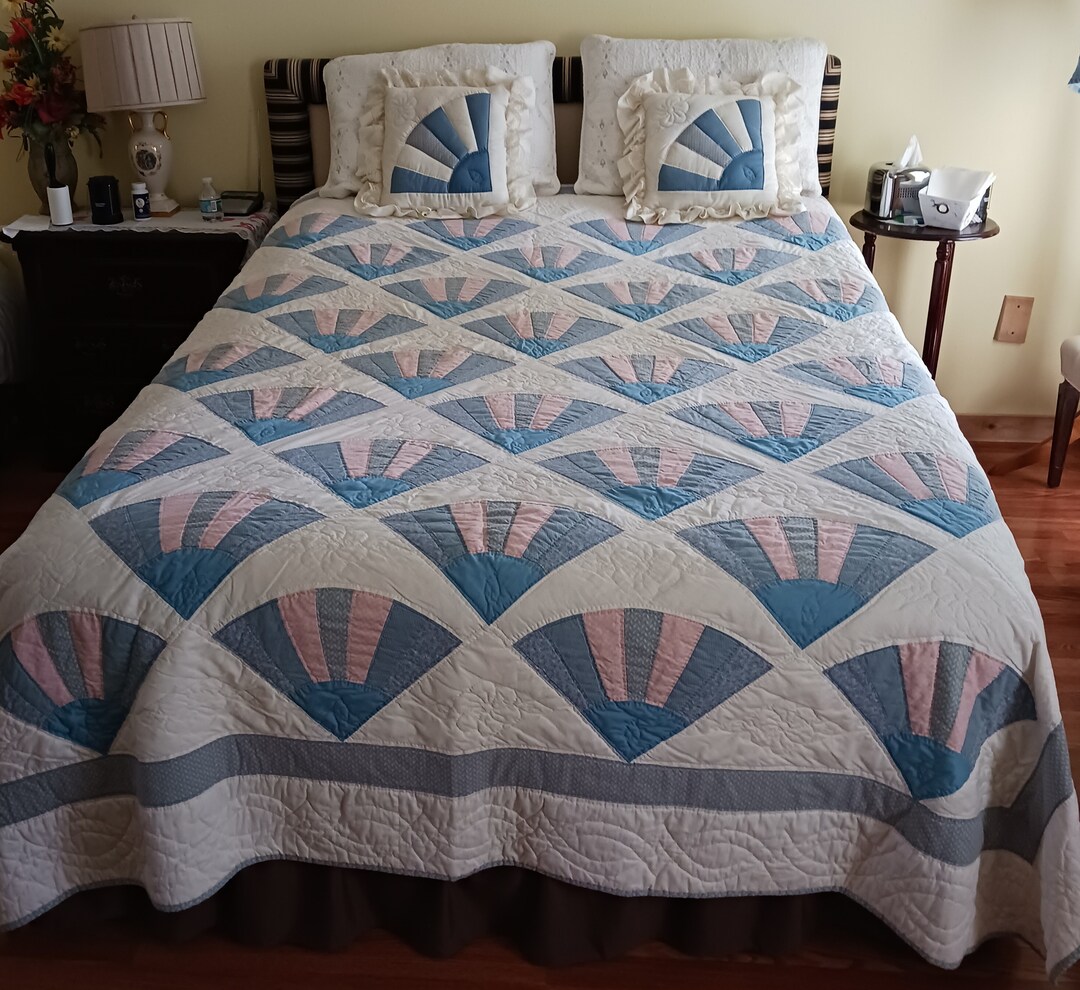 Beautiful Hand Stitched Full/queen Quilt Fan Pattern - Etsy