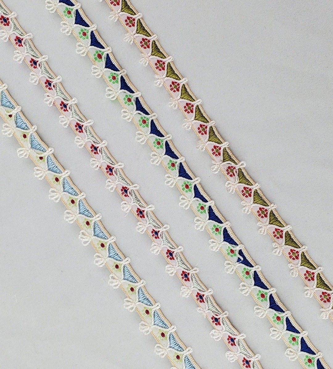 Vintage Multicoloured Floral Jacquard Ribbon With Loop Edge, 1.3cm Wide ...
