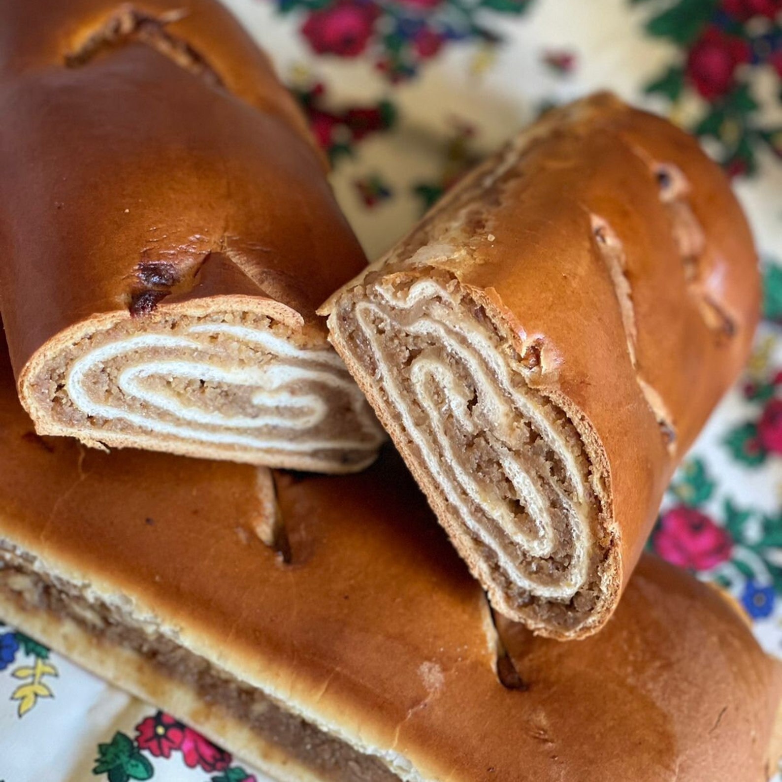 Kolache, hungarian Nut Roll - Etsy