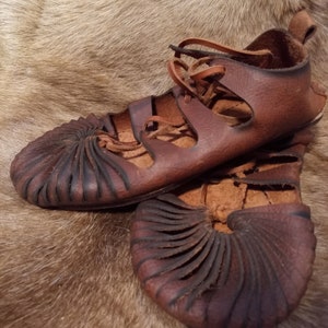 Tabbed Bog Shoe Pattern Women's Sizes 4-11 - Etsy