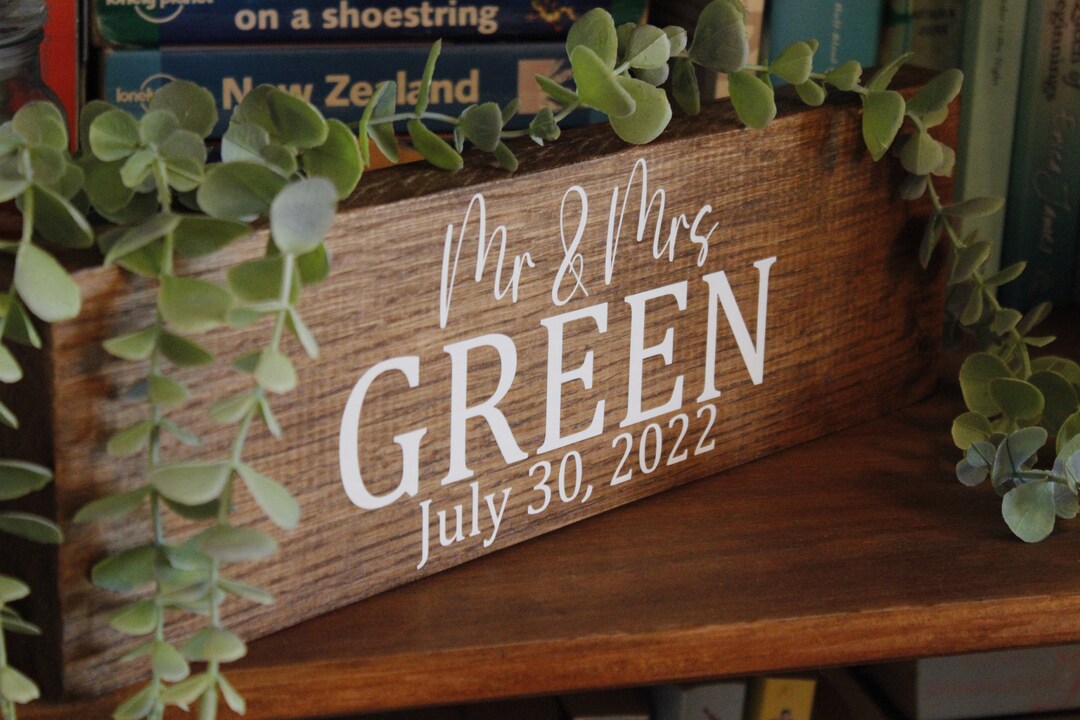 Personalised Wedding Top Table Sign Mr and Mrs Sign - Etsy