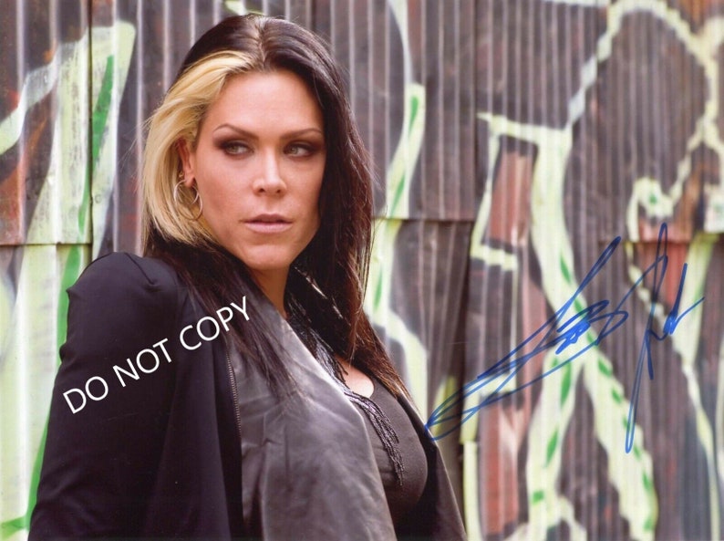 Beth Hart 8 X10 20x25 Cm Autographed Hand Signed Photo - Etsy