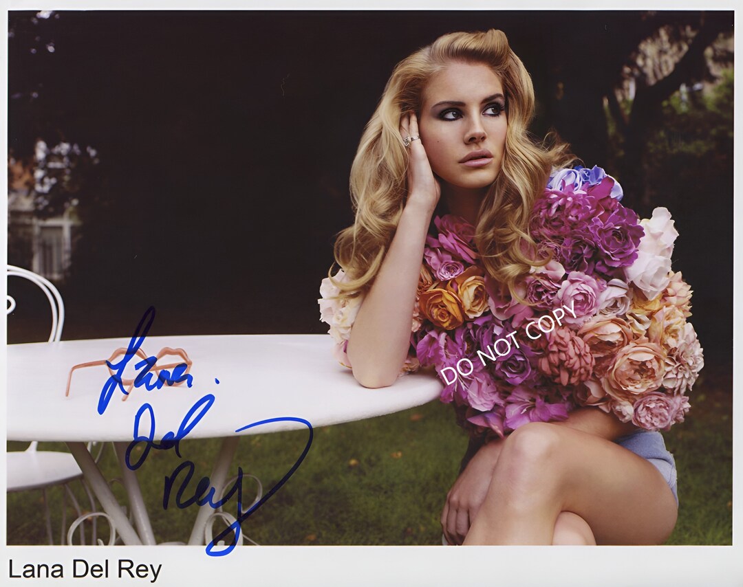 LANA DEL REY 8 X10 20x25 Cm Autographed Signed Photo - Etsy