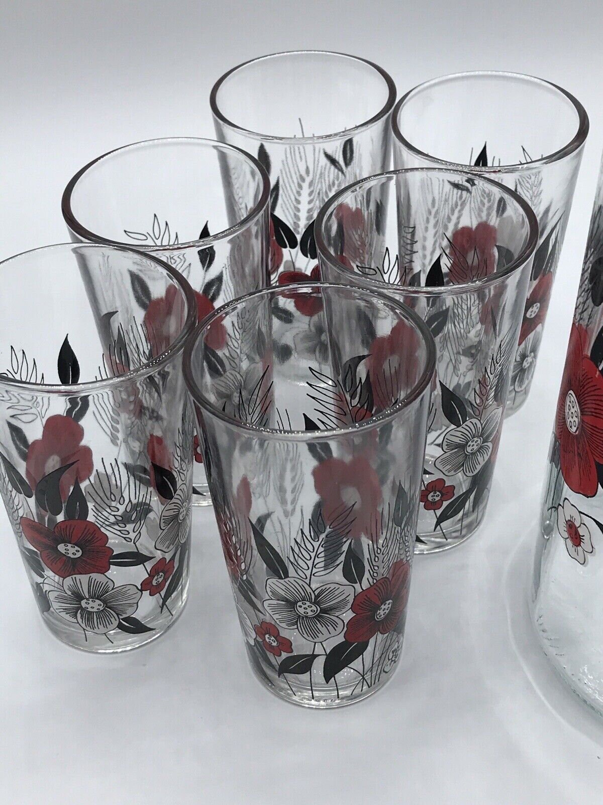 Cerve Glass Juice Pitcher & 6 Glasses Black/red and White Flowers Made ...
