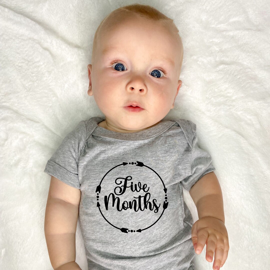 Months Milestone , Monthly Birthday Baby Bodysuit, 5 Months Baby ...