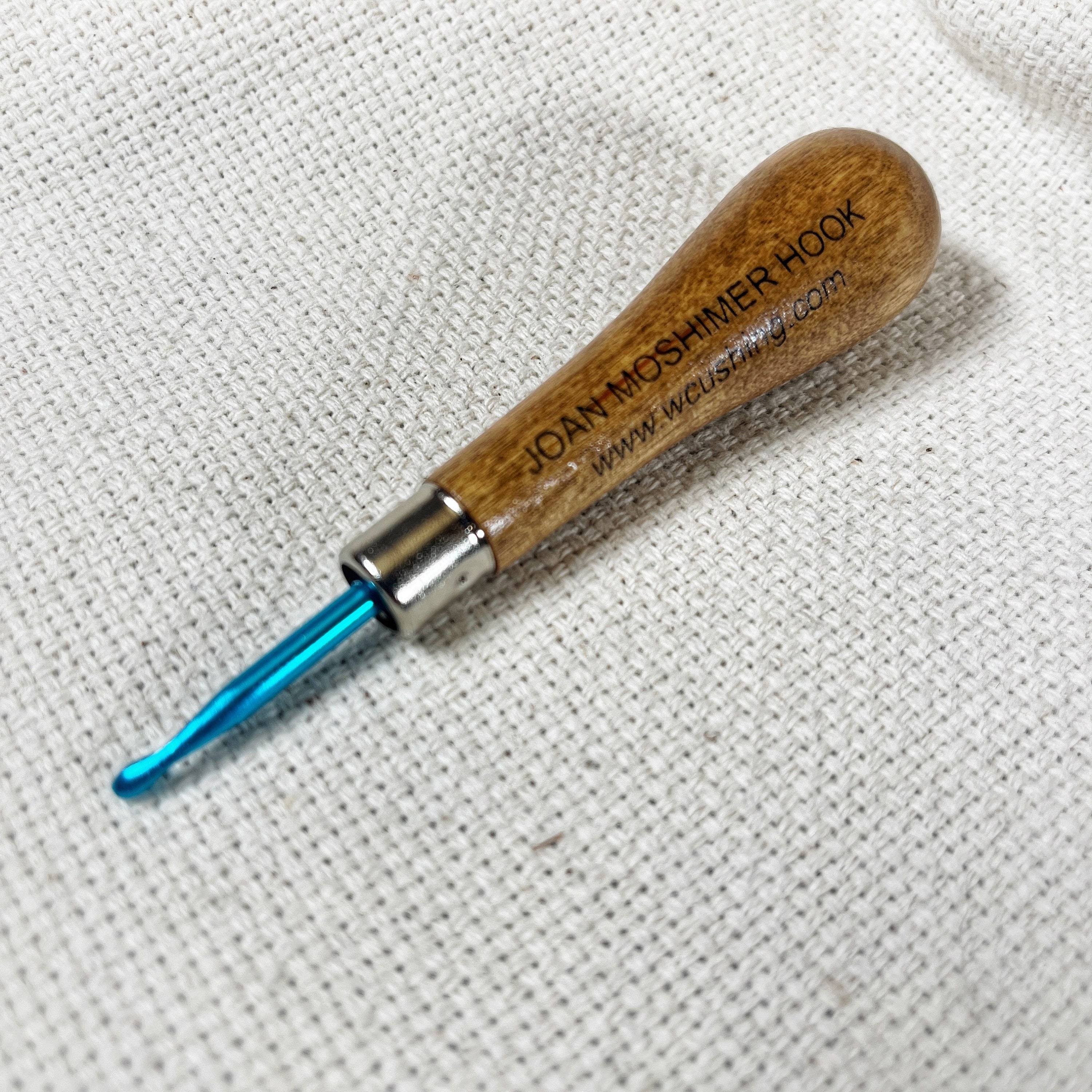 Rug Hooking Hook | Primitive Size | Joan Moshimer Hook - Etsy
