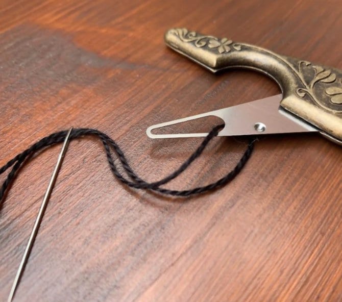Clover Antique Needle Threader | Easily Thread Yarn, Pearl Cotton ...