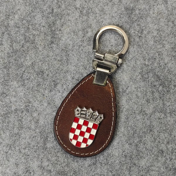 Coat of Arms Leather Keychain - Etsy