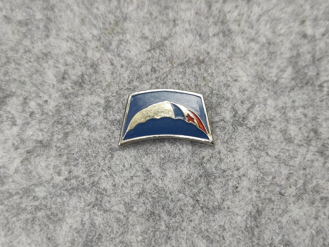 Vintage Parachute Pin Badge Yugoslavia - XIV World Parachuting ...
