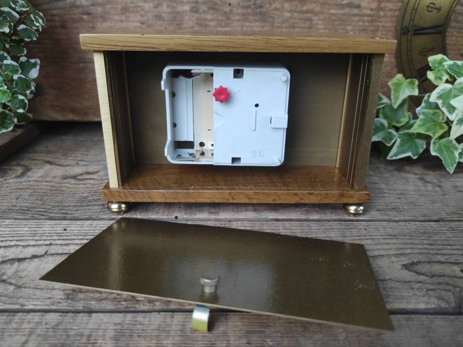 Vintage Weimar-quartz Mantel Clock Made in GDR - Etsy