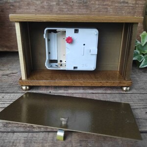 Vintage Weimar-quartz Mantel Clock Made in GDR - Etsy