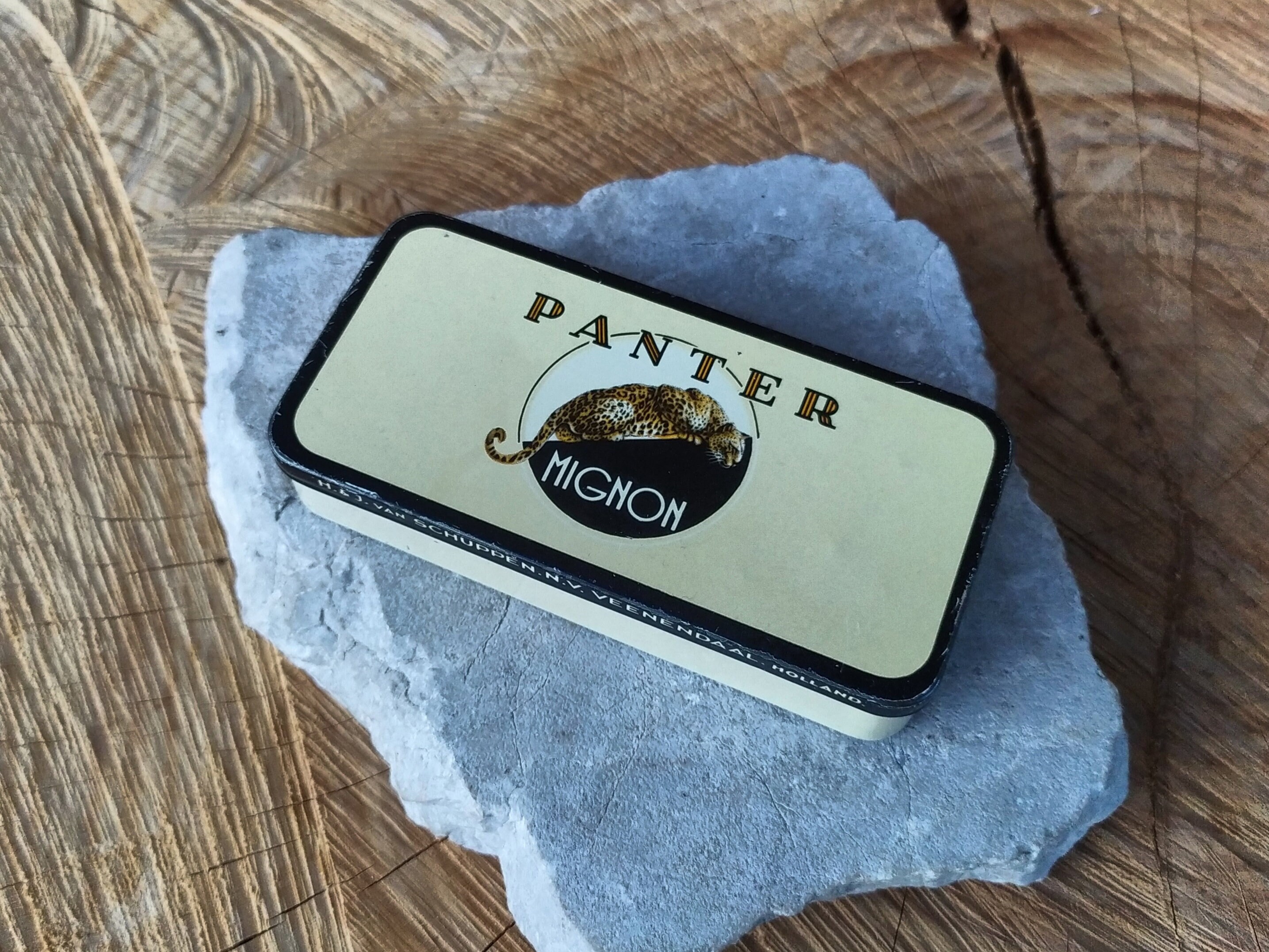 Vintage Panter Mignon Cigarette Box - Etsy