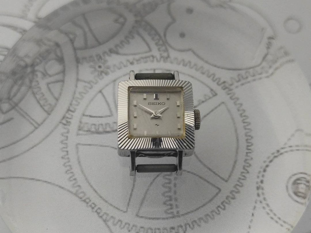 Vintage Seiko Miniature Ladies Watch Cal 18B 17 Jewels Not Working, for ...