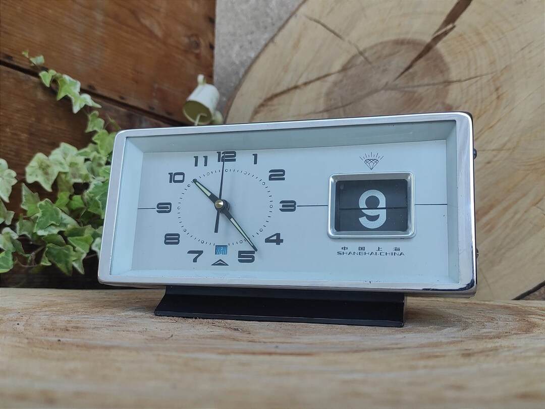 Vintage Shanghai China Diamond Flip Flop Date Mechanical Alarm Clock - Etsy