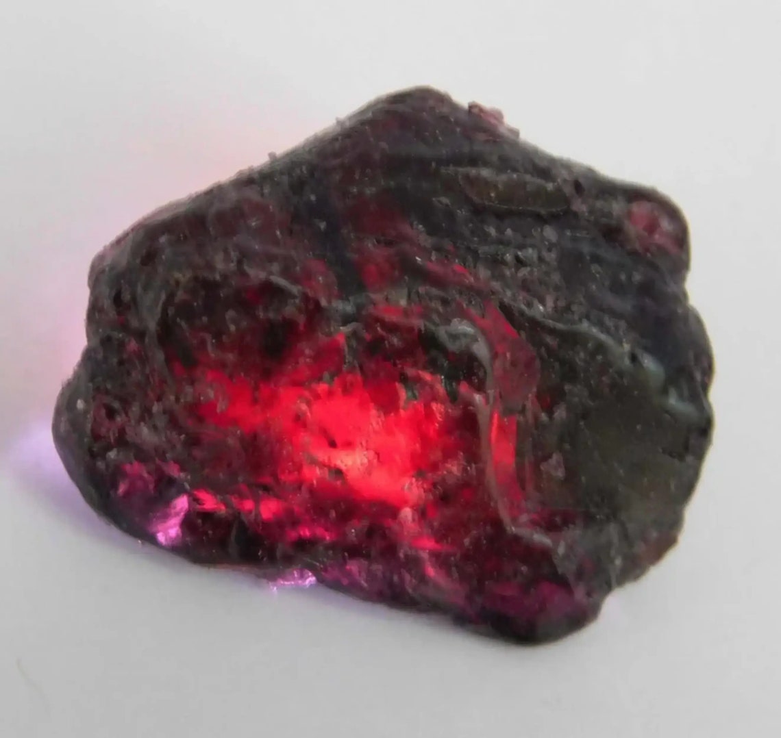 55-60 Ct Natural Red Garnet Rough Stone Untreated Large Raw Natural ...