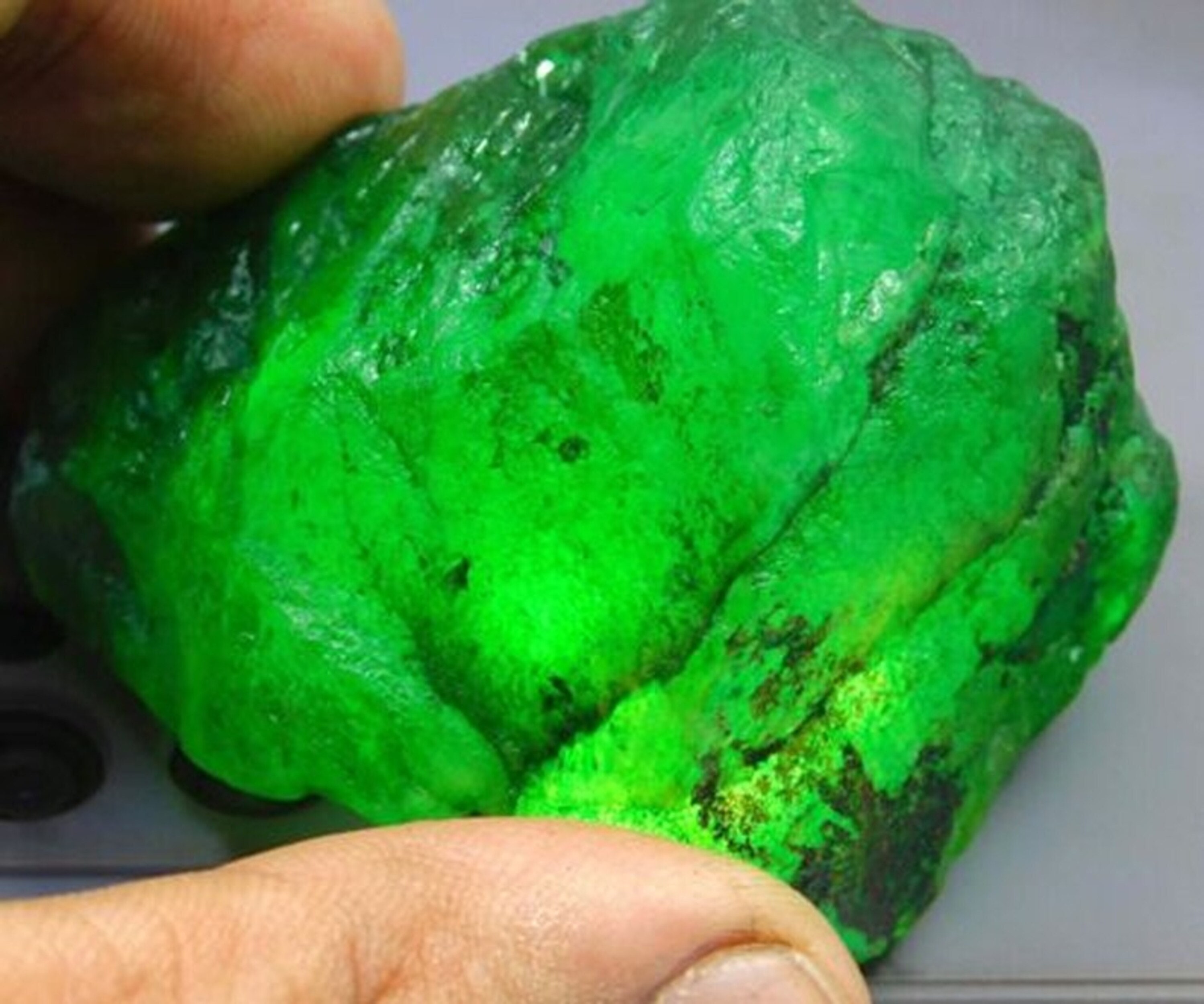 Émeraude de Colombie naturelle certifiée 400-600 carats Meilleur prix ...