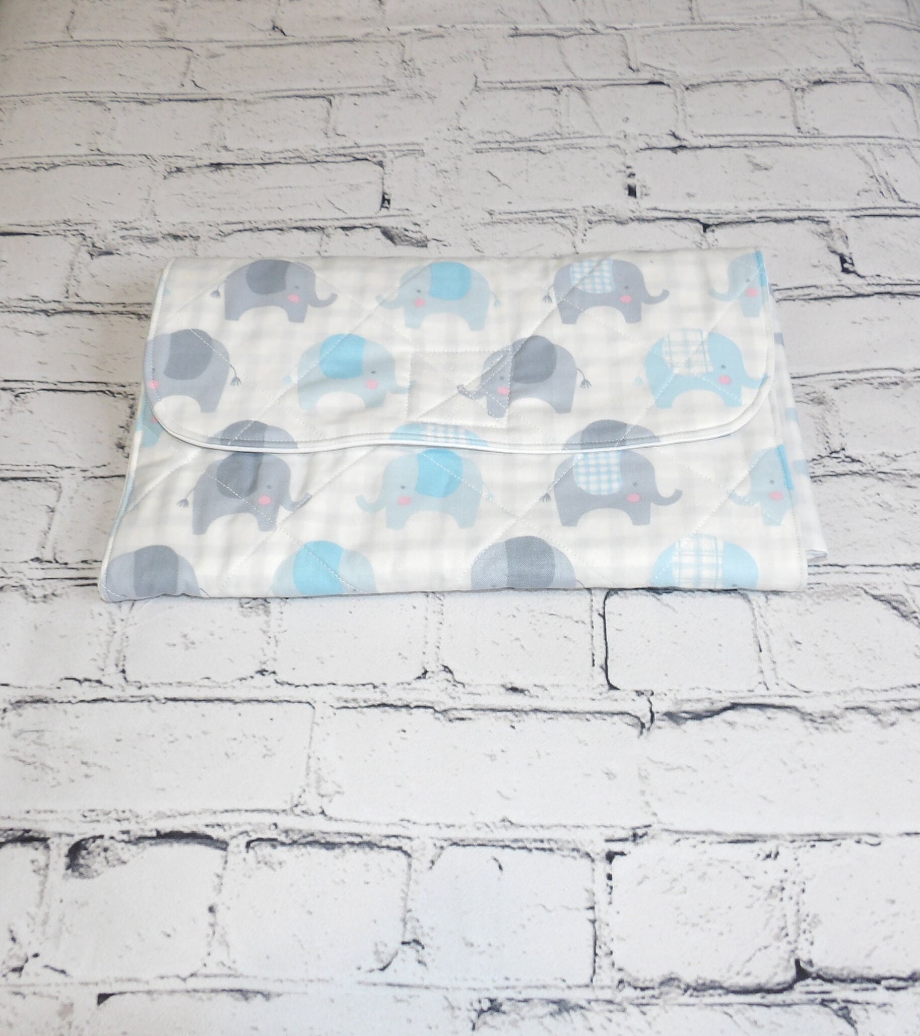 Diaper Clutch With Changing Pad, Diaper and Wipes Pockets/portable ...