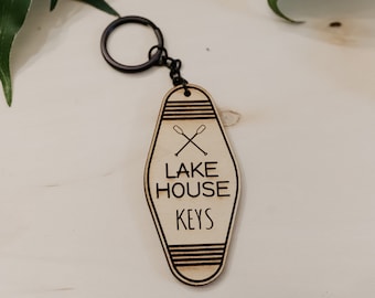 Lake House Keychain - Etsy
