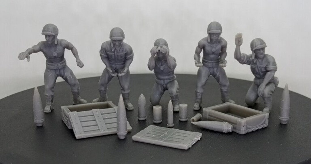 WWII USMC Generic Gun Crew Set (4 Models) Various Scales Historical ...