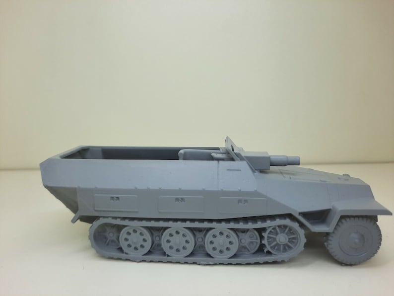 WWII German Sd.kfz 251/9 Stummel Halftrack Various Scales Historical ...