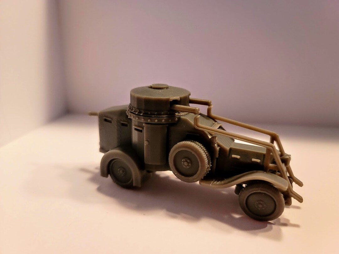 WWII Italian Lancia 1Z/1ZM Armoured Car (1 Model) Various Scales ...