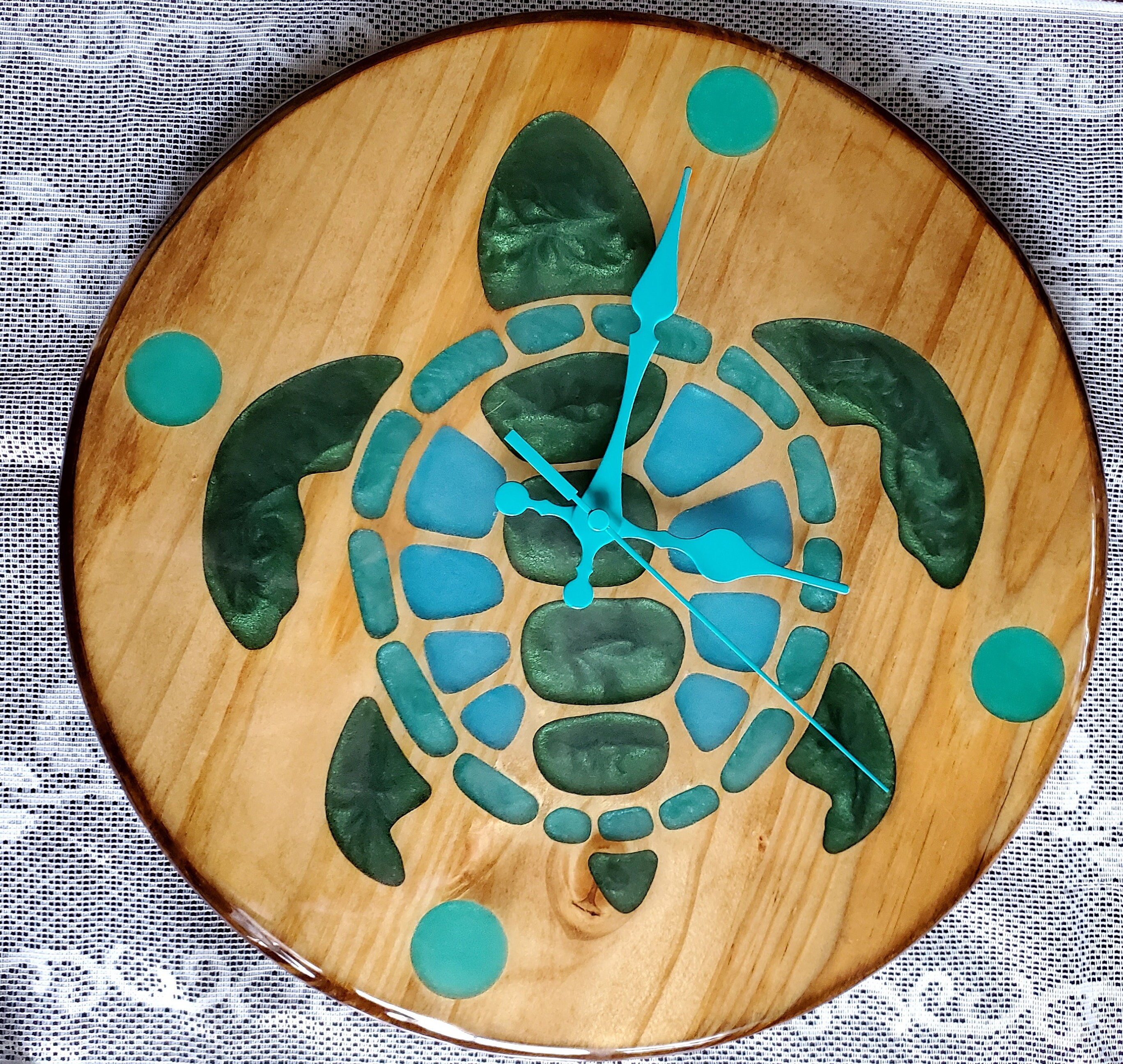 Sea Turtle Resin and Wood Circlular Wall Clock 13.25" Green and Aqua - Etsy