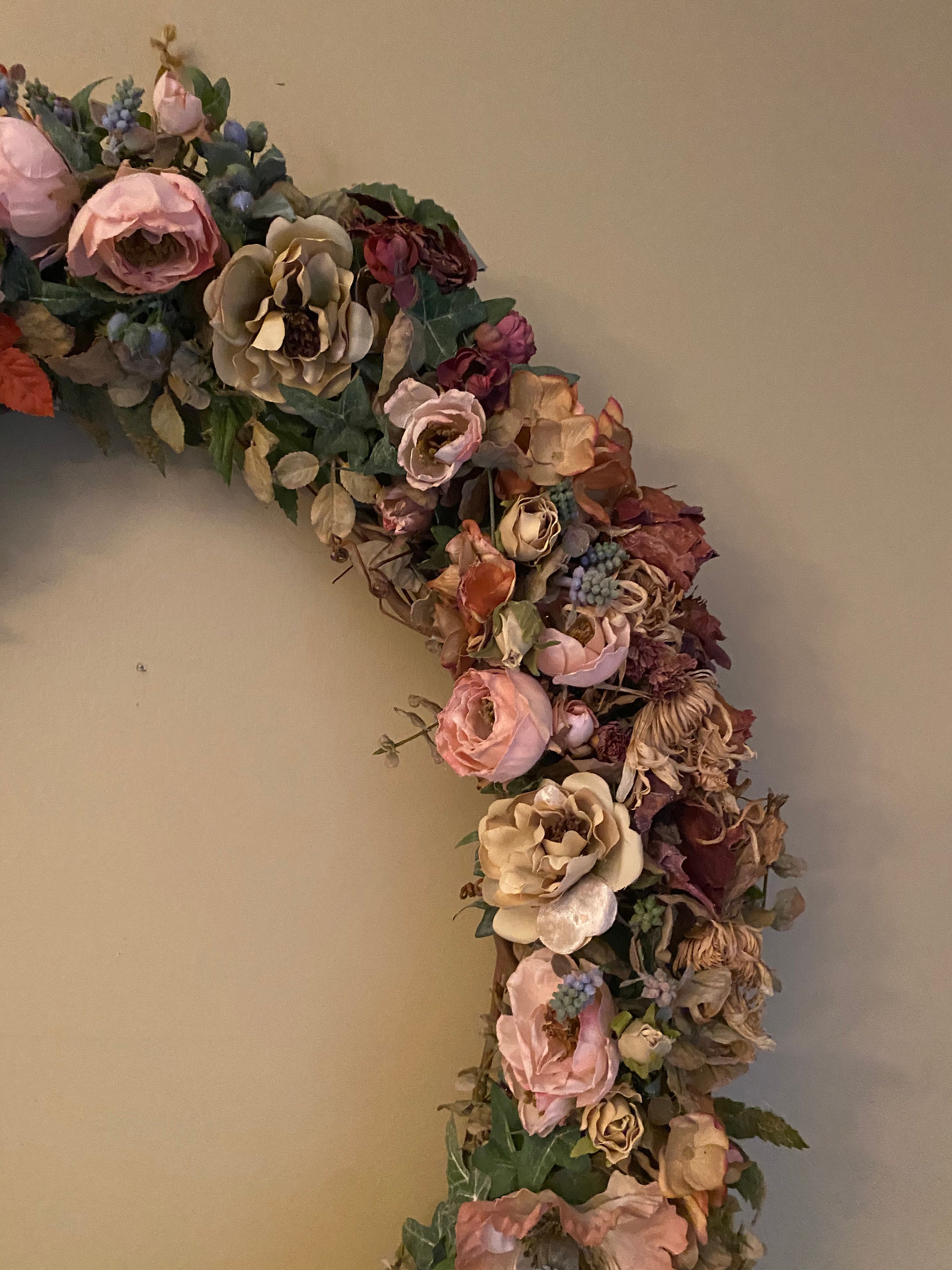 24 Inch Oval Victorian Wreath - Etsy
