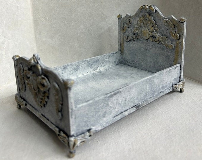 Vintage Miniature Bed Frame for Diorama / Room Box / Dollhouse, 1:12 ...