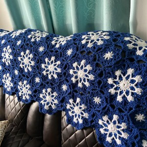 Beautiful Dusty Snowflake Throw - Etsy