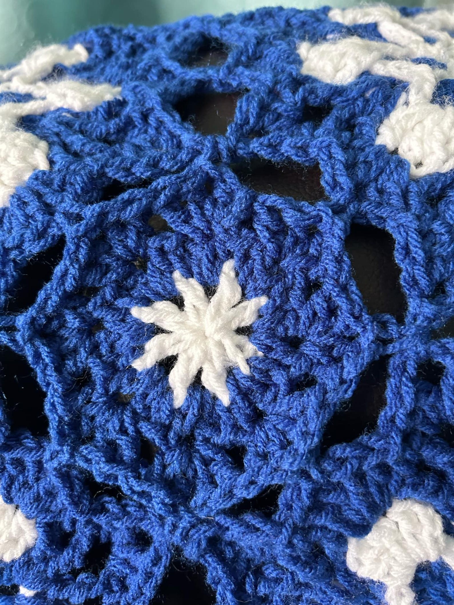 Beautiful Dusty Snowflake Throw - Etsy